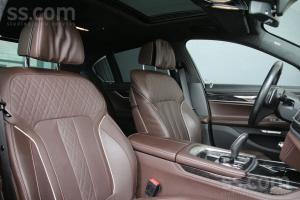 Melns BMW 730 2016 Rīga, ar dzinēja tilpumu 3.00 L un nobraukumu 94 tūkst. km par 33300 €, foto 12 vietnē AUTOMOTO.COM.LV