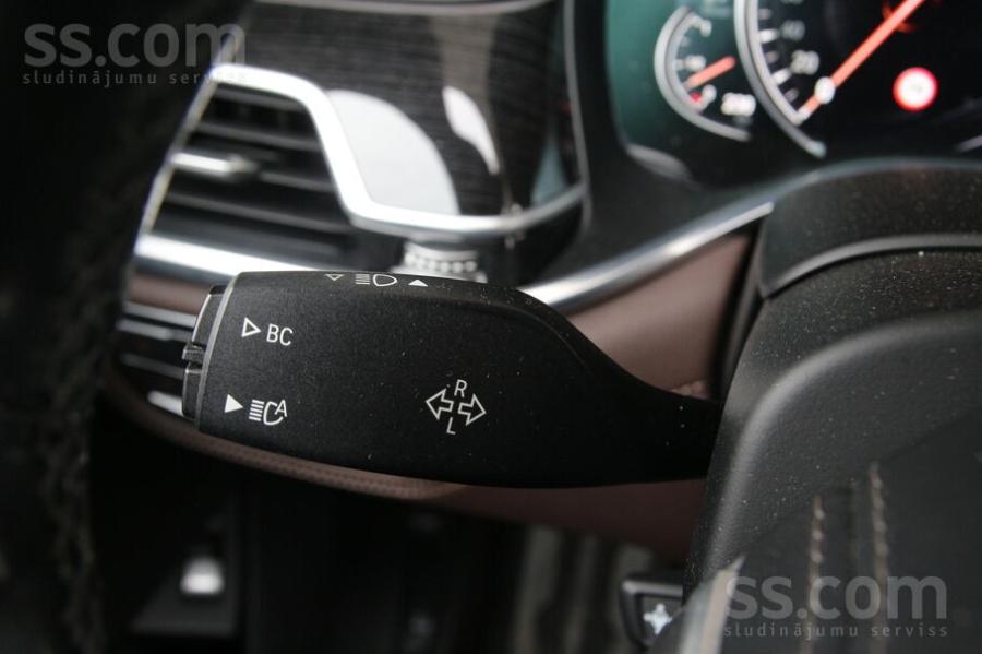 Melns BMW 730 2016 Rīga, ar dzinēja tilpumu 3.00 L un nobraukumu 94 tūkst. km par 33300 €, foto 14 vietnē AUTOMOTO.COM.LV