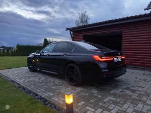 Melns BMW 730 2016 Viļņa, ar dzinēja tilpumu 2.99 L un nobraukumu 239 tūkst. km par 15500 €, foto 3 vietnē AUTOMOTO.COM.LV
