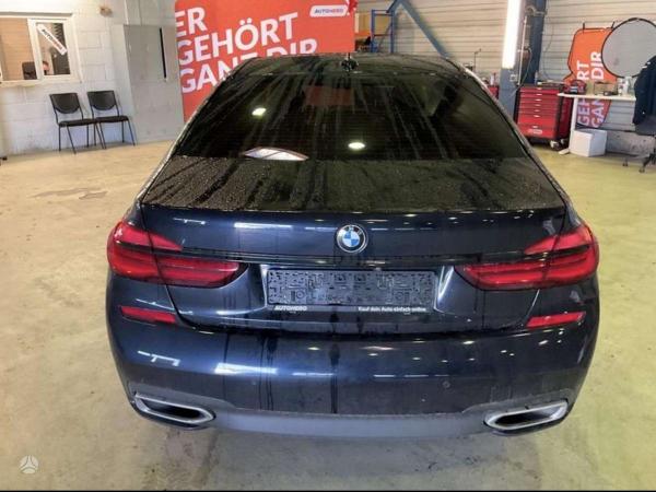 Melns BMW 730 2017 Kauņa, ar dzinēja tilpumu 2.99 L un nobraukumu 197 tūkst. km par 36999 €, foto 2 vietnē AUTOMOTO.COM.LV