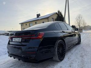 Black BMW 730 2017 in Vilnius, with an engine capacity of 2.99 L and mileage of 190 thousand km for 29500 €, photo 5 on AUTOMOTO.COM.LV