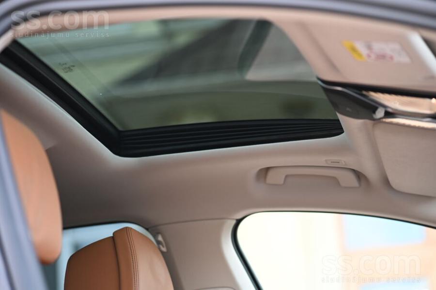 Black BMW 730 2017 in Riga, with an engine capacity of 3.00 L and mileage of 0 thousand km for 27000 €, photo 8 on AUTOMOTO.COM.LV