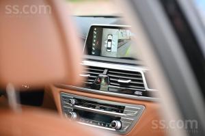 Black BMW 730 2017 in Riga, with an engine capacity of 3.00 L and mileage of 0 thousand km for 27000 €, photo 11 on AUTOMOTO.COM.LV
