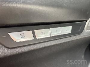 Melns BMW 730 2017 Rīga, ar dzinēja tilpumu 3.00 L un nobraukumu 214 tūkst. km par 26500 €, foto 24 vietnē AUTOMOTO.COM.LV