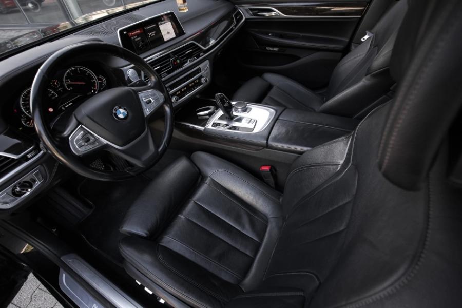 Melns BMW 730 2017 Rīga, ar dzinēja tilpumu 3.00 L un nobraukumu 251 tūkst. km par 23500 €, foto 17 vietnē AUTOMOTO.COM.LV