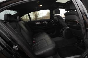 Melns BMW 730 2017 Rīga, ar dzinēja tilpumu 3.00 L un nobraukumu 251 tūkst. km par 23500 €, foto 23 vietnē AUTOMOTO.COM.LV