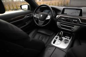 Melns BMW 730 2017 Rīga, ar dzinēja tilpumu 3.00 L un nobraukumu 251 tūkst. km par 23500 €, foto 25 vietnē AUTOMOTO.COM.LV