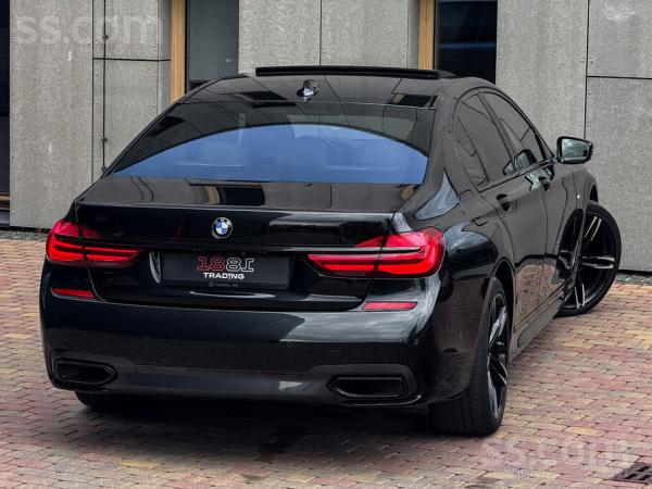 Melns BMW 730 2017 Rīga, ar dzinēja tilpumu 3.00 L un nobraukumu 188 tūkst. km par 29800 €, foto 6 vietnē AUTOMOTO.COM.LV