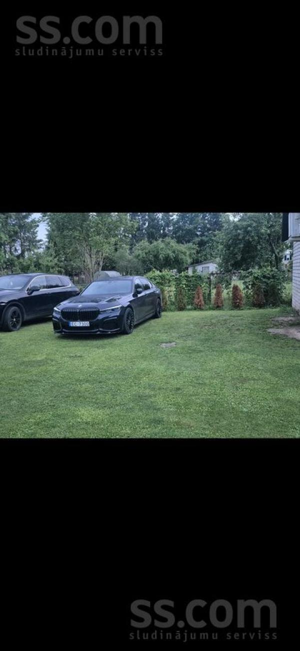 Black BMW 730 2017 in Bauska, with an engine capacity of 3.00 L and mileage of 220 thousand km for 29500 €, photo 4 on AUTOMOTO.COM.LV