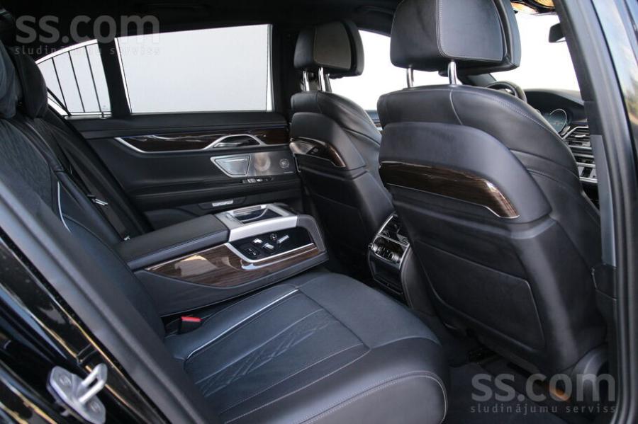 Melns BMW 730 2018 Rīga, ar dzinēja tilpumu 3.00 L un nobraukumu 98 tūkst. km par 36990 €, foto 13 vietnē AUTOMOTO.COM.LV