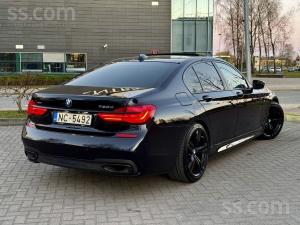 Melns BMW 730 2018 Jelgava, ar dzinēja tilpumu 3.00 L un nobraukumu 180 tūkst. km par 29500 €, foto 7 vietnē AUTOMOTO.COM.LV
