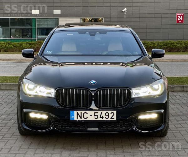 Melns BMW 730 2018 Jelgava, ar dzinēja tilpumu 3.00 L un nobraukumu 180 tūkst. km par 29990 €, foto 10 vietnē AUTOMOTO.COM.LV
