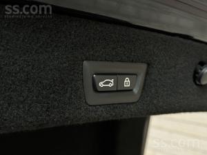 Melns BMW 730 2018 Jelgava, ar dzinēja tilpumu 3.00 L un nobraukumu 185 tūkst. km par 29000 €, foto 15 vietnē AUTOMOTO.COM.LV