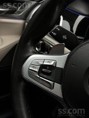Melns BMW 730 2018 Jelgava, ar dzinēja tilpumu 3.00 L un nobraukumu 185 tūkst. km par 29000 €, foto 24 vietnē AUTOMOTO.COM.LV