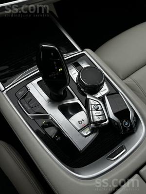 Melns BMW 730 2018 Jelgava, ar dzinēja tilpumu 3.00 L un nobraukumu 185 tūkst. km par 29000 €, foto 34 vietnē AUTOMOTO.COM.LV