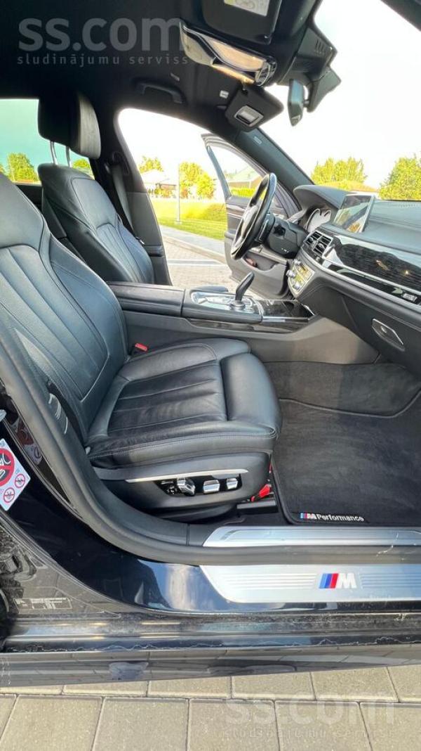 Melns BMW 730 2018 Rīga, ar dzinēja tilpumu 3.00 L un nobraukumu 159 tūkst. km par 27500 €, foto 10 vietnē AUTOMOTO.COM.LV