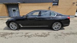 Melns BMW 730 2018 Rīga, ar dzinēja tilpumu 3.00 L un nobraukumu 98 tūkst. km par 39900 €, foto 3 vietnē AUTOMOTO.COM.LV