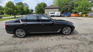 Melns BMW 730 2018 Rīga, ar dzinēja tilpumu 3.00 L un nobraukumu 98 tūkst. km par 39900 €, foto 7 vietnē AUTOMOTO.COM.LV