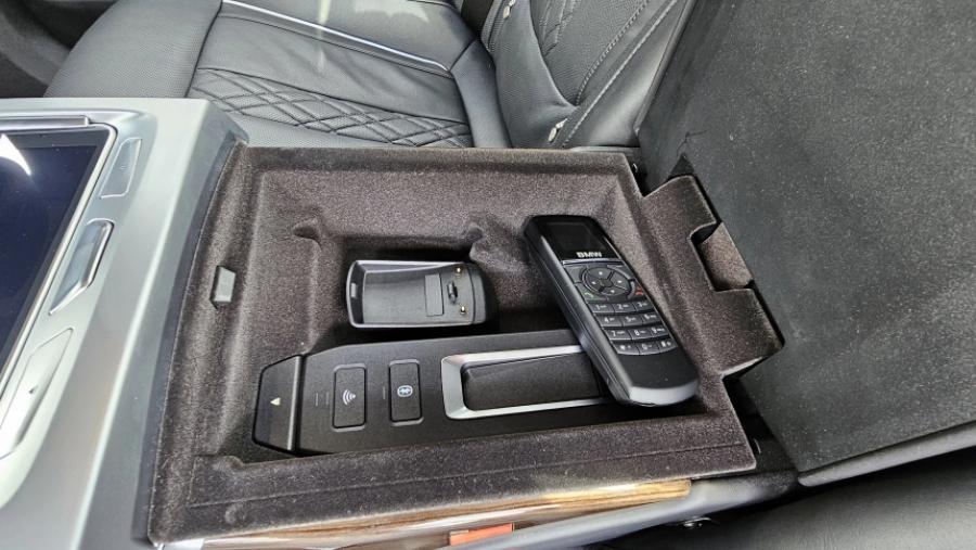 Melns BMW 730 2018 Rīga, ar dzinēja tilpumu 3.00 L un nobraukumu 98 tūkst. km par 39900 €, foto 37 vietnē AUTOMOTO.COM.LV