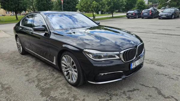 Melns BMW 730 2018 Rīga, ar dzinēja tilpumu 3.00 L un nobraukumu 98 tūkst. km par 39900 €, foto 3 vietnē AUTOMOTO.COM.LV