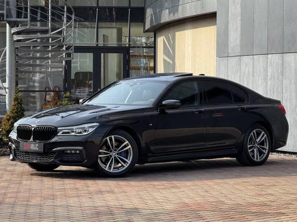 Melns BMW 730 2018 Rīga, ar dzinēja tilpumu 3.00 L un nobraukumu 186 tūkst. km par 30800 €, foto 4 vietnē AUTOMOTO.COM.LV