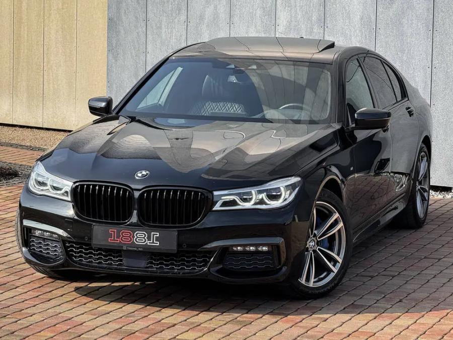 Black BMW 730 2018 in Riga, with an engine capacity of 3.00 L and mileage of 186 thousand km for 30800 €, photo 10 on AUTOMOTO.COM.LV