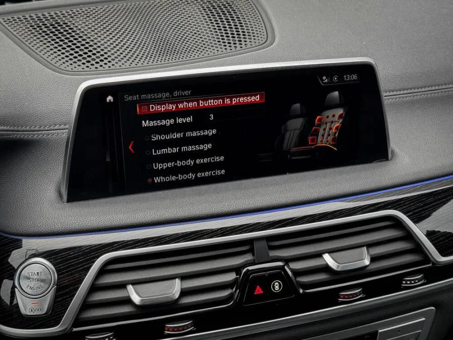Black BMW 730 2018 in Riga, with an engine capacity of 3.00 L and mileage of 186 thousand km for 30800 €, photo 23 on AUTOMOTO.COM.LV