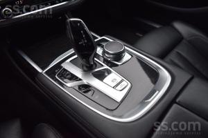 Melns BMW 730 2018 Rīga, ar dzinēja tilpumu 3.00 L un nobraukumu 159 tūkst. km par 28500 €, foto 6 vietnē AUTOMOTO.COM.LV