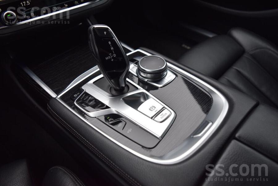 Melns BMW 730 2018 Rīga, ar dzinēja tilpumu 3.00 L un nobraukumu 159 tūkst. km par 28500 €, foto 6 vietnē AUTOMOTO.COM.LV