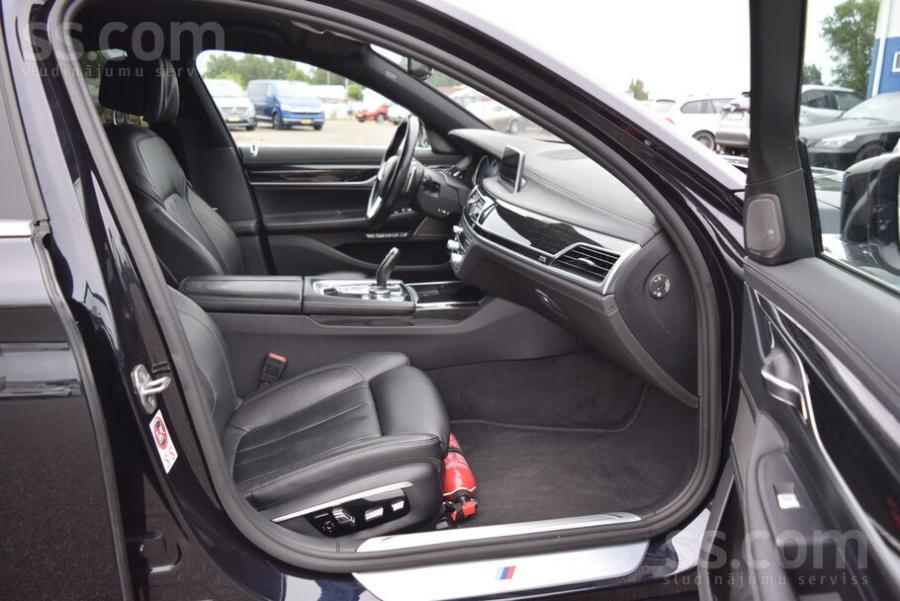 Melns BMW 730 2018 Rīga, ar dzinēja tilpumu 3.00 L un nobraukumu 159 tūkst. km par 28500 €, foto 16 vietnē AUTOMOTO.COM.LV