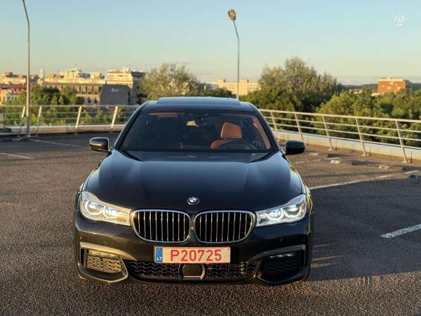 Melns BMW 730 2018 Viļņa, ar dzinēja tilpumu 2.99 L un nobraukumu 228 tūkst. km par 27250 €, foto 2 vietnē AUTOMOTO.COM.LV
