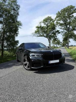 Melns BMW 730 2018 Viļņa, ar dzinēja tilpumu 2.99 L un nobraukumu 342 tūkst. km par 28100 €, foto  vietnē AUTOMOTO.COM.LV