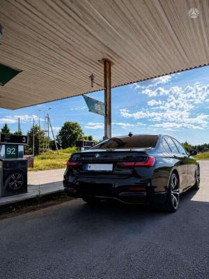 Melns BMW 730 2018 Viļņa, ar dzinēja tilpumu 2.99 L un nobraukumu 342 tūkst. km par 28100 €, foto 4 vietnē AUTOMOTO.COM.LV
