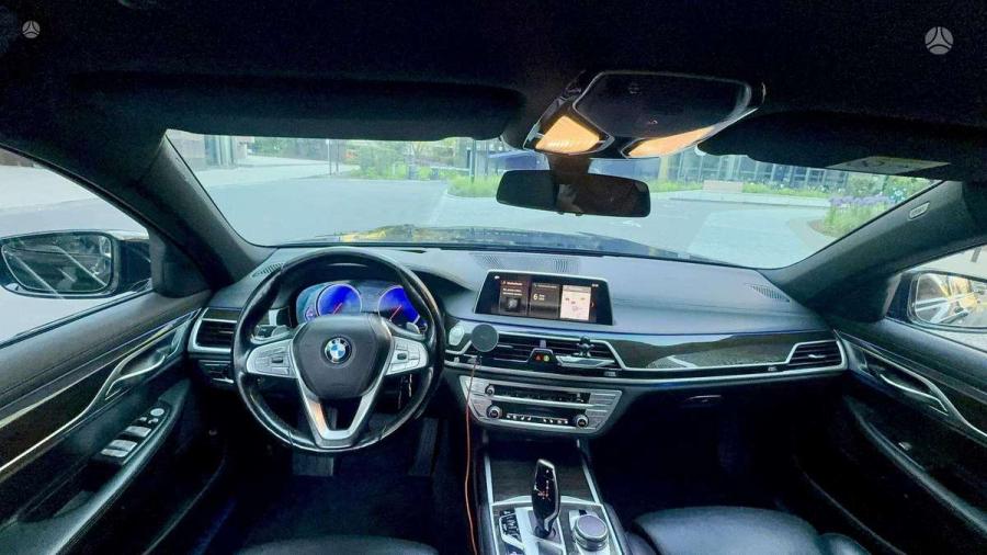 Melns BMW 730 2018 Viļņa, ar dzinēja tilpumu 2.99 L un nobraukumu 342 tūkst. km par 28100 €, foto 9 vietnē AUTOMOTO.COM.LV