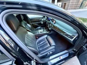 Melns BMW 730 2018 Viļņa, ar dzinēja tilpumu 2.99 L un nobraukumu 342 tūkst. km par 28100 €, foto 10 vietnē AUTOMOTO.COM.LV