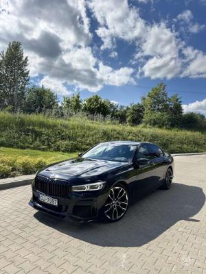 Black BMW 730 2019 in Vilnius, with an engine capacity of 2.99 L and mileage of 82 thousand km for 40000 €, photo  on AUTOMOTO.COM.LV