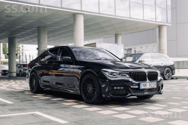 Black BMW 730 2019 in Jurmala, with an engine capacity of 3.00 L and mileage of 224 thousand km for 31500 €, photo 2 on AUTOMOTO.COM.LV