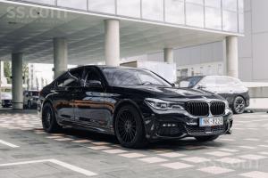 Black BMW 730 2019 in Jurmala, with an engine capacity of 3.00 L and mileage of 224 thousand km for 31500 €, photo 3 on AUTOMOTO.COM.LV
