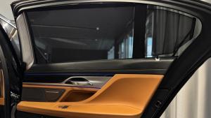 Черный БМВ 730 2019 в Рига, объемом двигателя 3.00 л и пробегом 172 тыс. км за 62990 €, фото 33 на AUTOMOTO.COM.LV