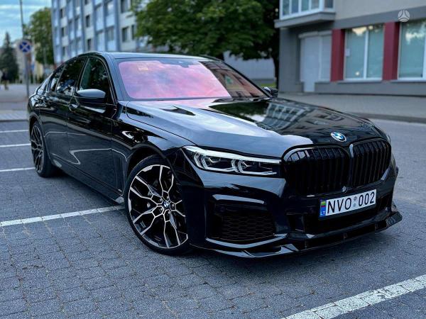 Black BMW 730 2020 in Vilnius, with an engine capacity of 3.00 L and mileage of 88 thousand km for 37900 €, photo 1 on AUTOMOTO.COM.LV