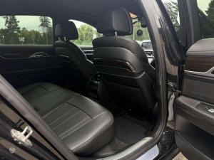 Black BMW 730 2020 in Vilnius, with an engine capacity of 3.00 L and mileage of 88 thousand km for 37900 €, photo 17 on AUTOMOTO.COM.LV
