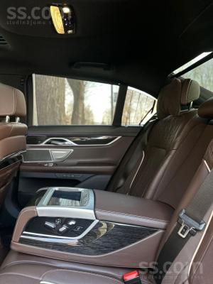 Melns BMW 730 2020 Rīga, ar dzinēja tilpumu 3.00 L un nobraukumu 182 tūkst. km par 46550 €, foto 15 vietnē AUTOMOTO.COM.LV