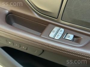 Melns BMW 730 2020 Rīga, ar dzinēja tilpumu 3.00 L un nobraukumu 182 tūkst. km par 46550 €, foto 19 vietnē AUTOMOTO.COM.LV
