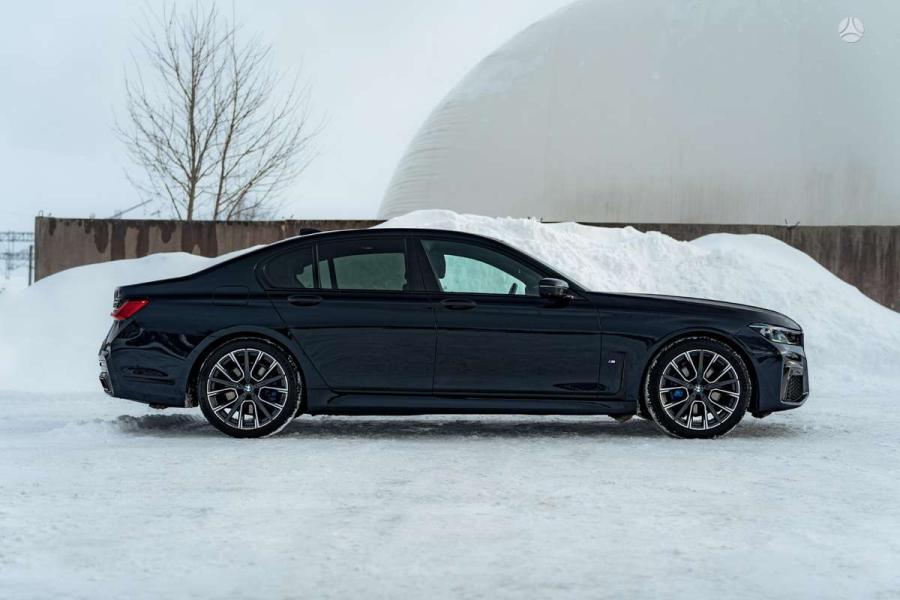 Melns BMW 730 2021 Klaipėda, ar dzinēja tilpumu 2.99 L un nobraukumu 88 tūkst. km par 52000 €, foto 10 vietnē AUTOMOTO.COM.LV