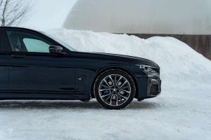 Melns BMW 730 2021 Klaipėda, ar dzinēja tilpumu 2.99 L un nobraukumu 88 tūkst. km par 52000 €, foto 11 vietnē AUTOMOTO.COM.LV