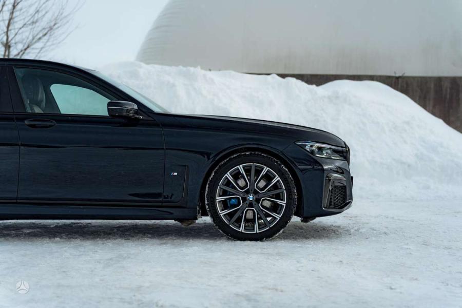 Melns BMW 730 2021 Klaipėda, ar dzinēja tilpumu 2.99 L un nobraukumu 88 tūkst. km par 52000 €, foto 11 vietnē AUTOMOTO.COM.LV