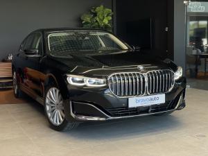 Melns BMW 730 2021 Klaipėda, ar dzinēja tilpumu 3.00 L un nobraukumu 109 tūkst. km par 41491 €, foto 4 vietnē AUTOMOTO.COM.LV