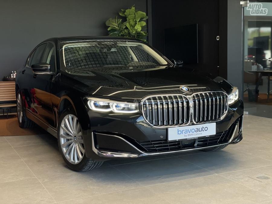 Melns BMW 730 2021 Klaipėda, ar dzinēja tilpumu 3.00 L un nobraukumu 109 tūkst. km par 41491 €, foto 4 vietnē AUTOMOTO.COM.LV