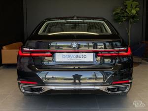 Melns BMW 730 2021 Klaipėda, ar dzinēja tilpumu 3.00 L un nobraukumu 109 tūkst. km par 41491 €, foto 6 vietnē AUTOMOTO.COM.LV