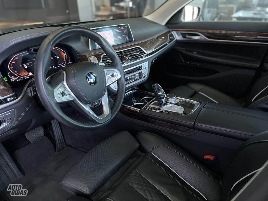 Melns BMW 730 2021 Klaipėda, ar dzinēja tilpumu 3.00 L un nobraukumu 109 tūkst. km par 41491 €, foto 12 vietnē AUTOMOTO.COM.LV